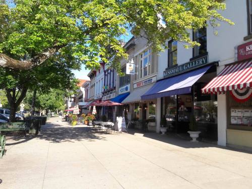 There's Nothing Like A Summer Weekend In Granville, Ohio