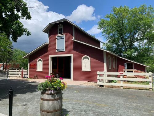 Endicott Park In Danvers, MA Has So Much Family Fun To Offer