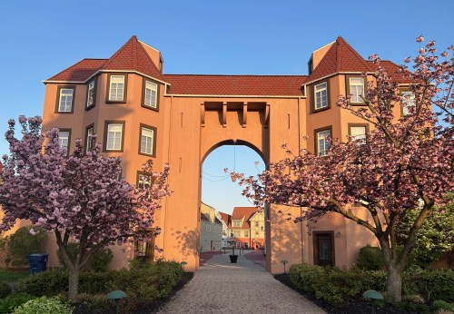 German towns in Pennsylvania: Stoudtburg Village In Adamstown