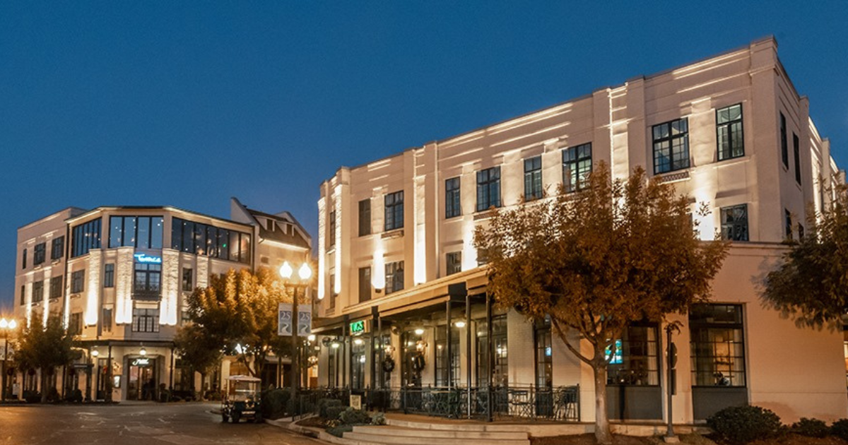 The River Inn Is The Best Hotel In Harbor Town Memphis, TN