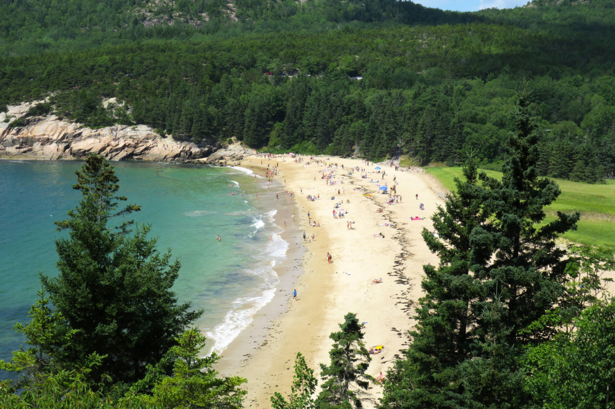10 Best Sea Glass Beaches Near Me in Maine