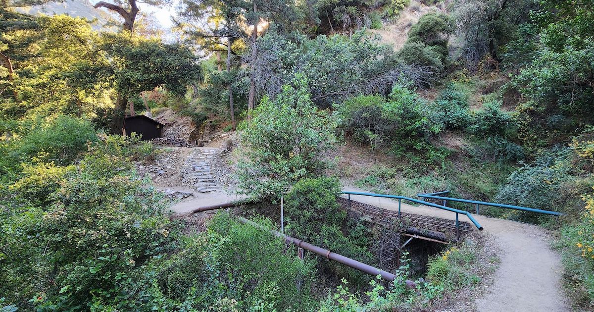 An Unbeatable Hiking Trail Near Pasadena in Southern California