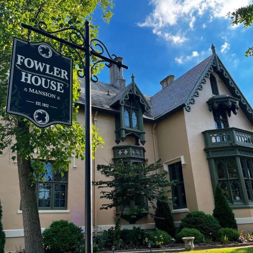 The Best Hidden Gem Restaurants In Indiana: The Fowler House
