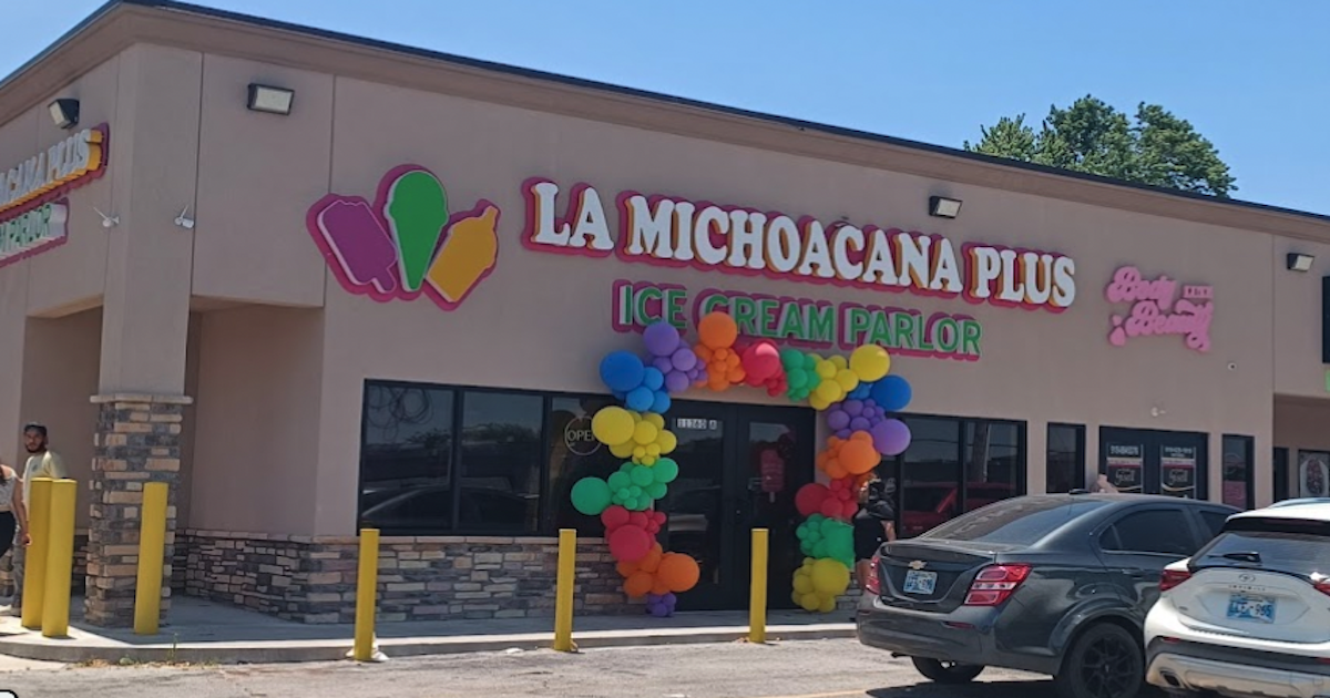 Indulge In Authentic Mexican Ice Cream And Popsicles At La Michoacana ...