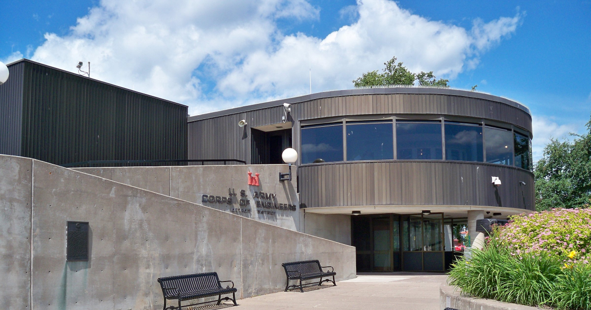 This Duluth, Minnesota Visitor Center Is The Coolest In The State