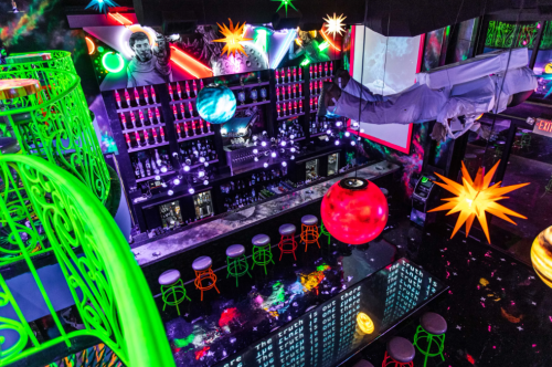 Space-Themed Bar In Houston, Texas: Roswell's Saloon