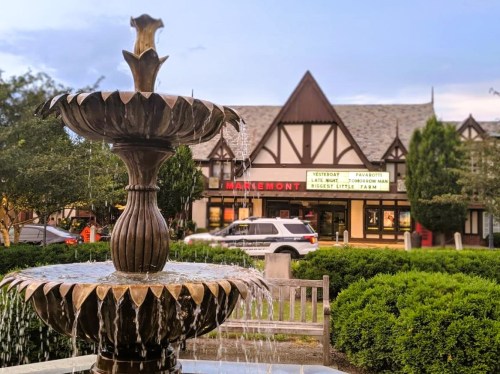 Scenic Drive Through The Charming Town Of Mariemont Ohio