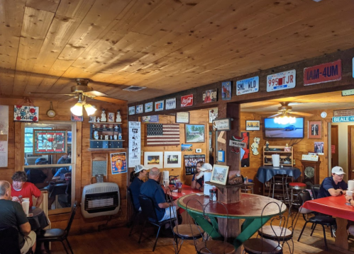 Phillips Grocery In Oxford, MS Has Award-Winning Burgers