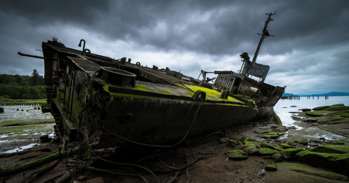 USS Plainview Is A Fascinating Abandoned Place In Washington