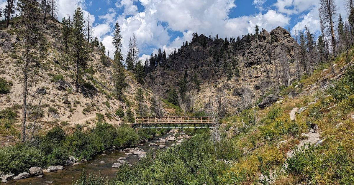 Crooked River Trail Might Be The Most Enchanting Hike In Idaho