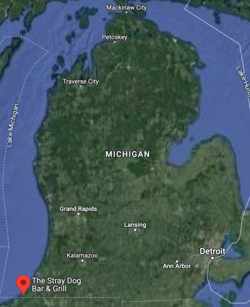 The Stray Dog Bar and Grill: Lakefront Dining in Michigan