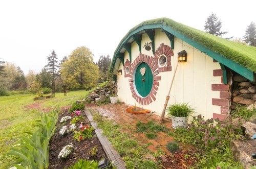 Vacation Like A Hobbit At This Unique Washington Getaway