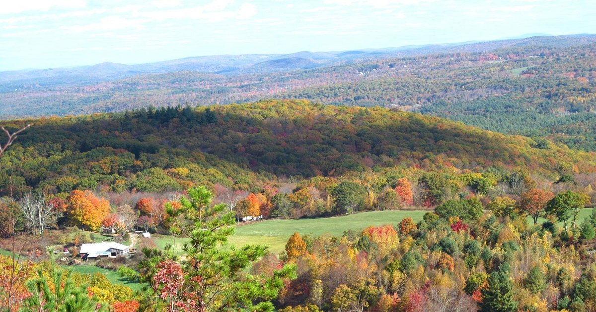 See Panoramic Views At Peaked Mountain Near Monson, MA
