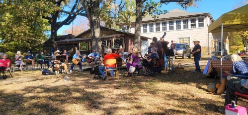 Arkansas Autumn Town: Winslow Is Perfect For A Scenic Fall Trip