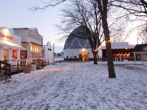 The 15 Best Things To Do In Iowa In Winter