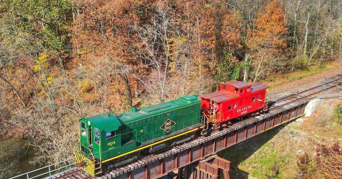 The Train Ride Through The New Jersey Countryside That Shows Off Fall ...