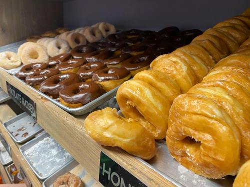 Congdon's Doughnuts: Try The Best Donuts In Maine