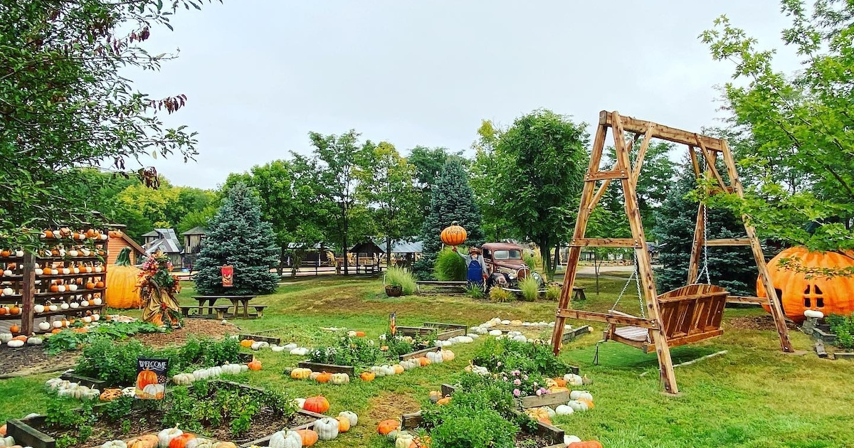 The Small Village That Comes Alive During The Fall In Nebraska