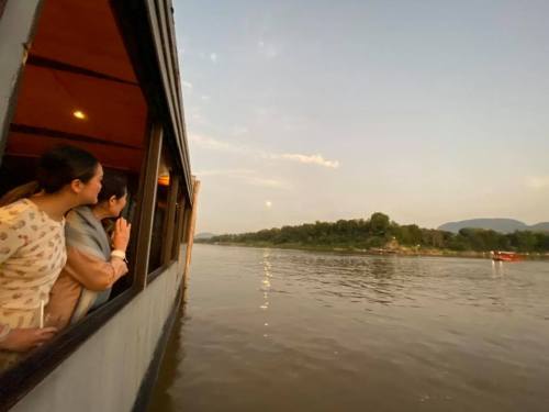 Bida Manda, An Authentic Laotian Restaurant In North Carolina