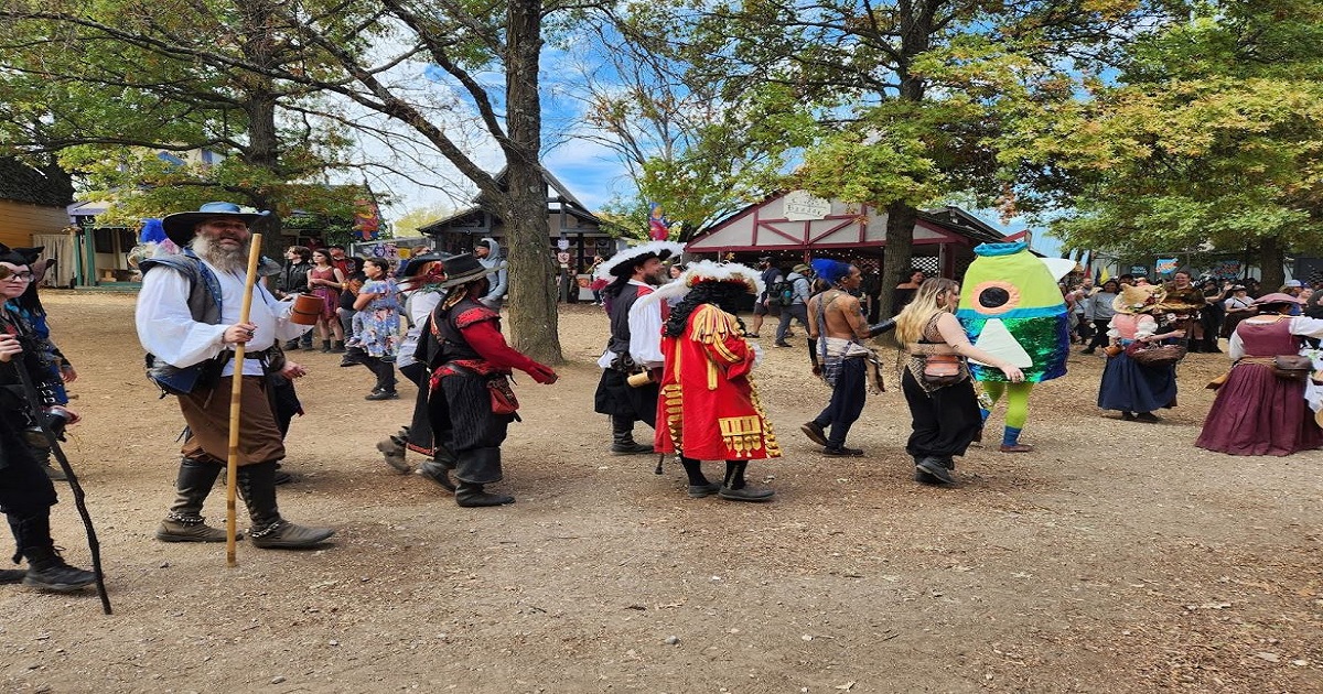 The 7 Best Fall Festivals In Kansas For 2024 Will Put You In The ...