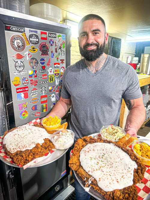 Biggest Chicken-Fried Steak In Texas: The Wagon Wheel