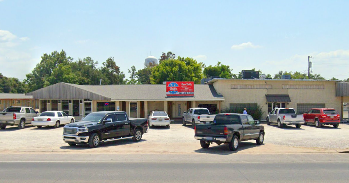 Must-Try Restaurants In Vidalia, Louisiana: The Cafe