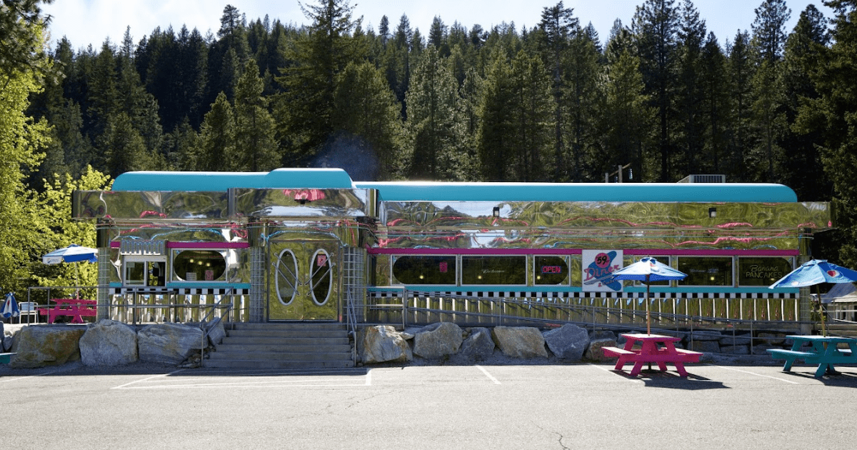 Enjoy Comfort Food At This Classic Diner Near Leavenworth, WA