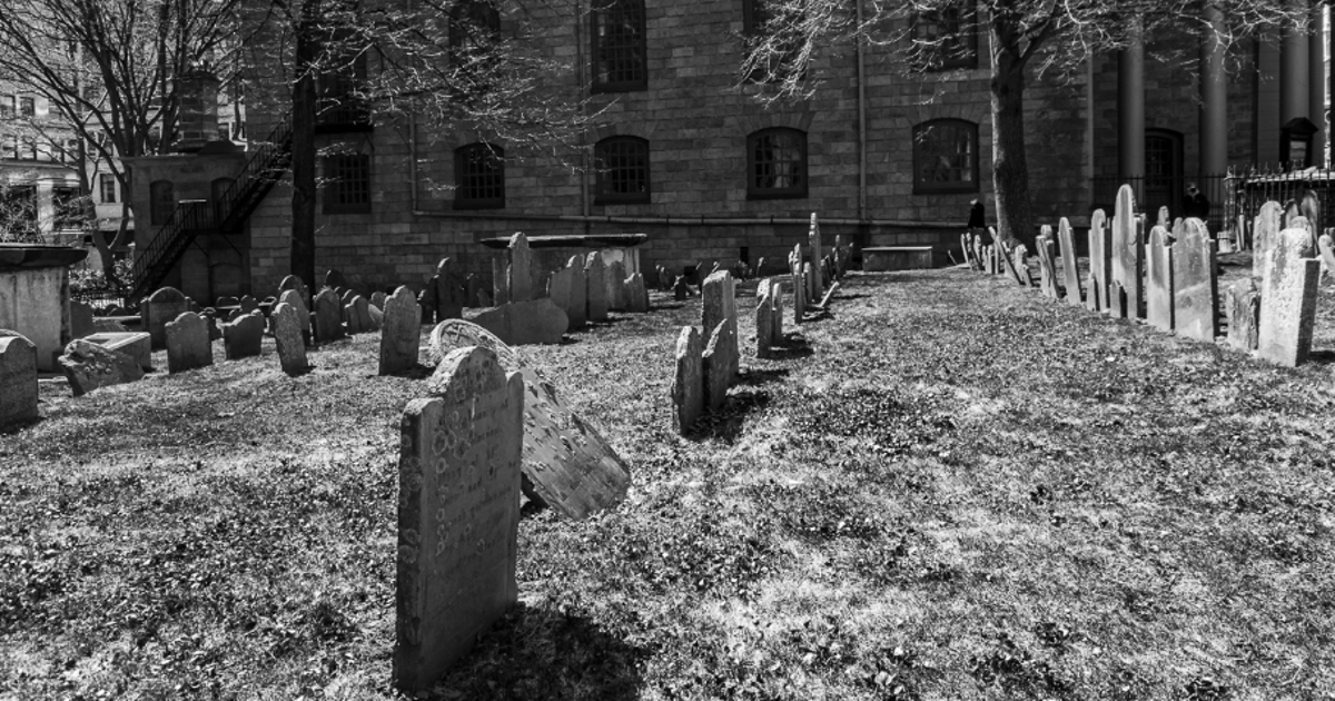 Experience Haunted Fun On A Boston Ghost Tour