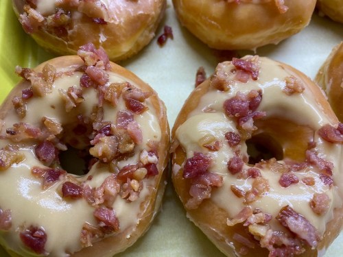Best Donut Shops Near Greenville: Lickin' Good Donuts