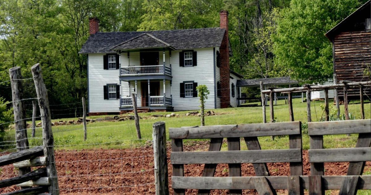 Horne Creek Living Historical Farm: A Stroll Through History In NC