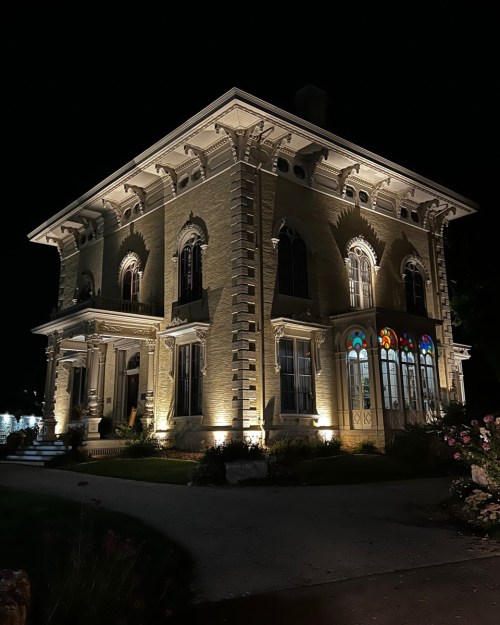 Lincoln-Tallman House: A Historic Wisconsin Mansion In Janesville