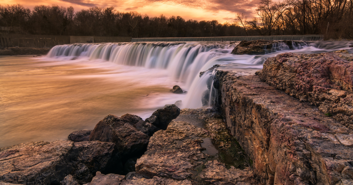 Experience The Best Natural Wonders In Missouri