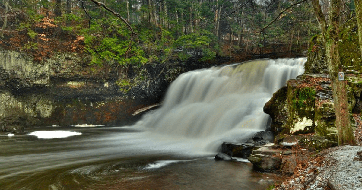 15 Natural Wonders In Connecticut That Defy Explanation