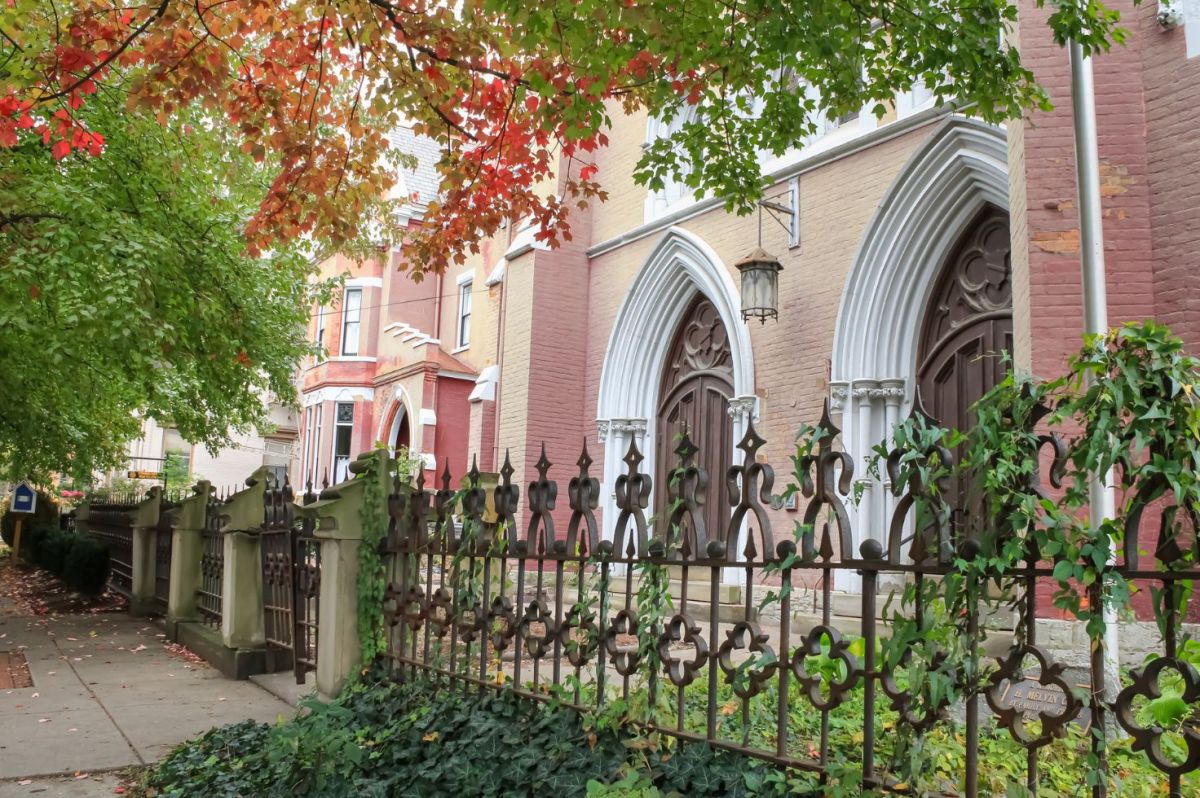 Visit These 12 Incredible Charming Small Towns in Kentucky, One for ...