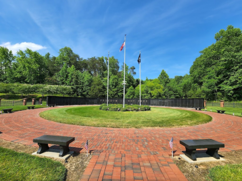 Dan Daniel Memorial Park: Small-Town Park in Danville, Virginia