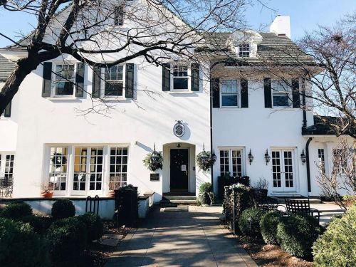 Spring House Restaurant, Kitchen, & Bar: Regional NC Restaurant