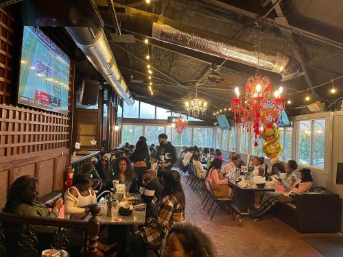 The Hive Buckhead Reviews