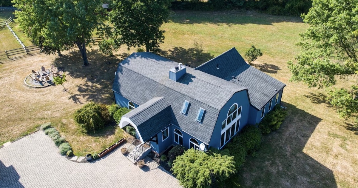 This Farmhouse Is A Unique Place To Stay In Ringoes, NJ