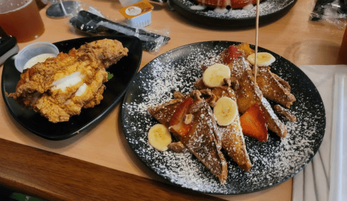 The Hive Buckhead: Adults-Only Restaurant In Atlanta, GA