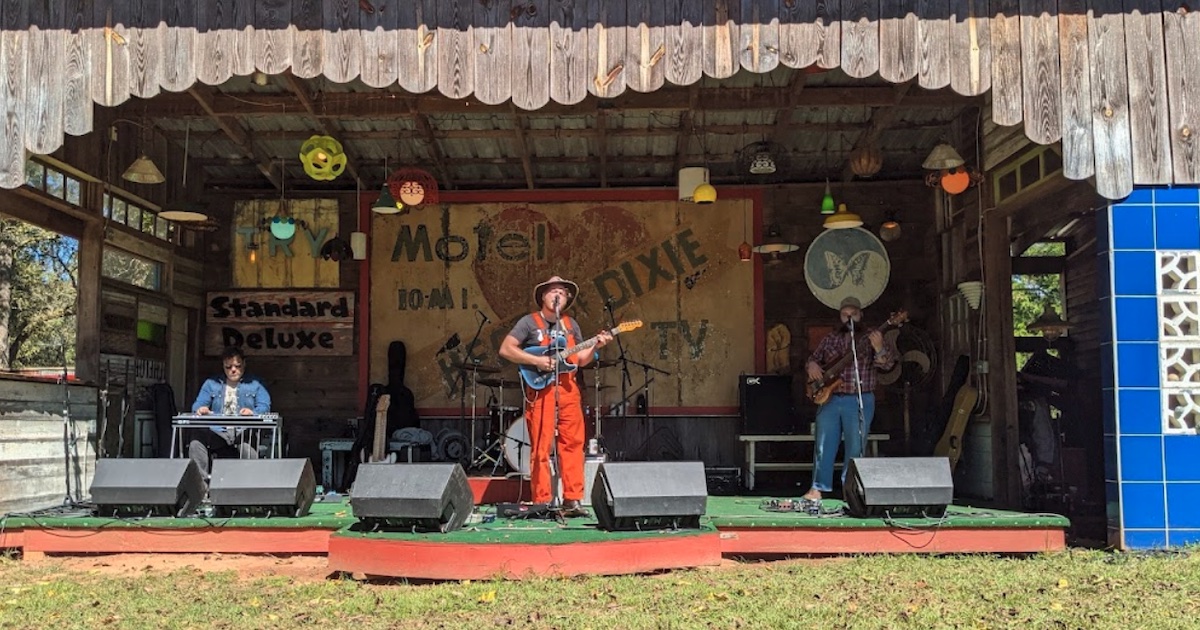 This Funky Little Town In Alabama Is A True Hidden Gem