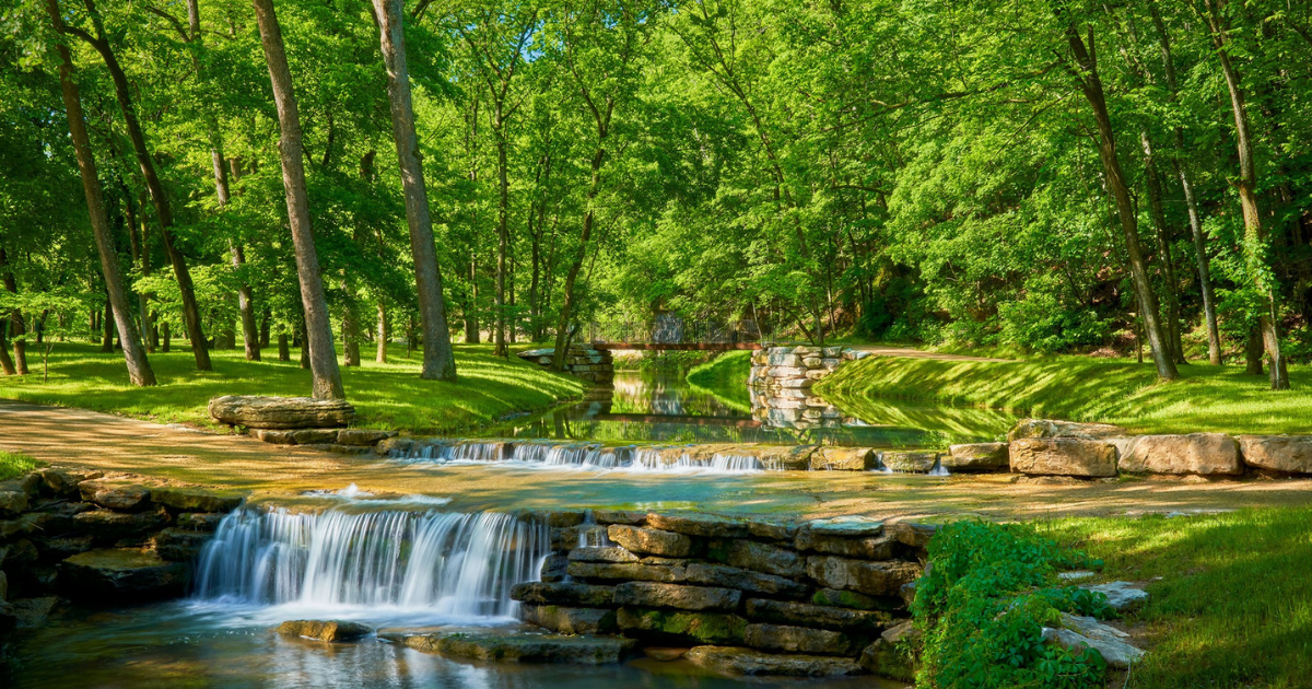 Everyone In Missouri Should Check Out These Attractions, According To ...