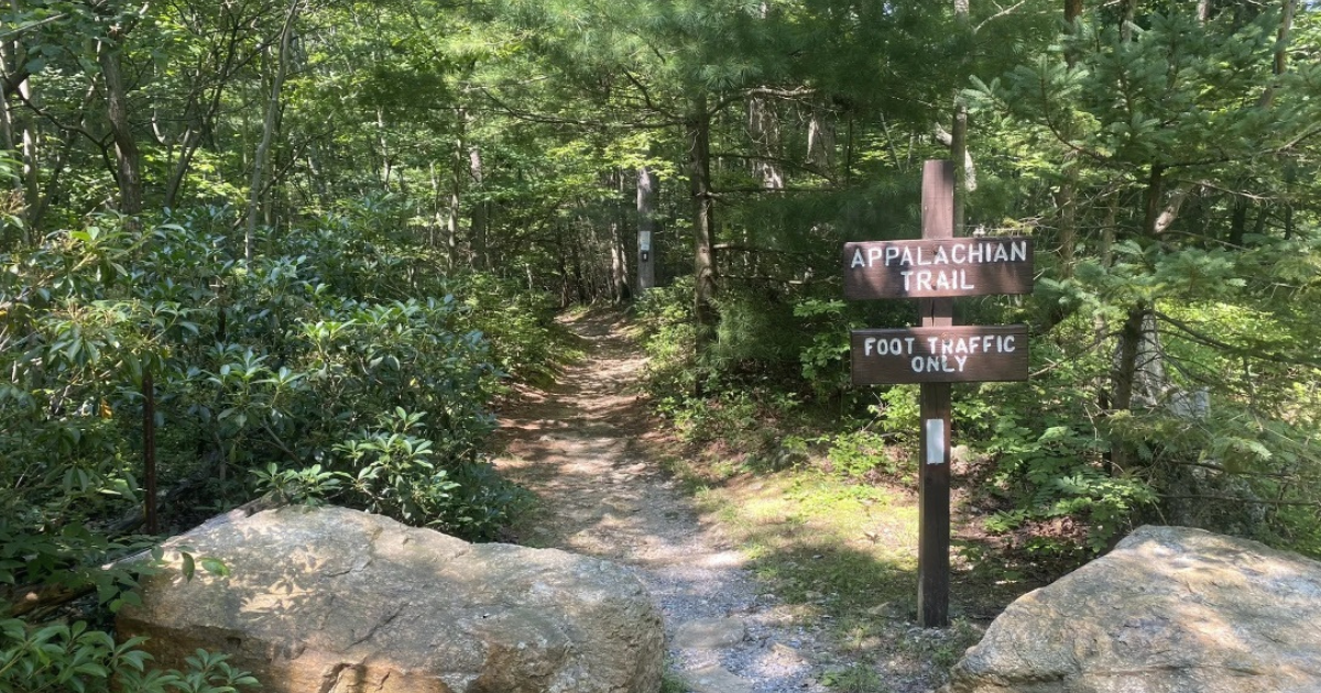 The Iconic Hiking Trail In Pennsylvania Is One Of The Coolest Outdoor ...