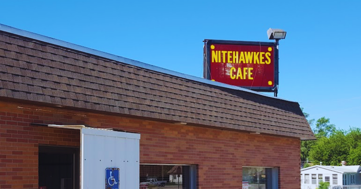 Nite Hawkes Cafe: The Best Biscuits And Gravy In Omaha, NE