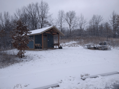 Camp Bullfrog Lake: Year-Round Camping In Willow Springs, IL