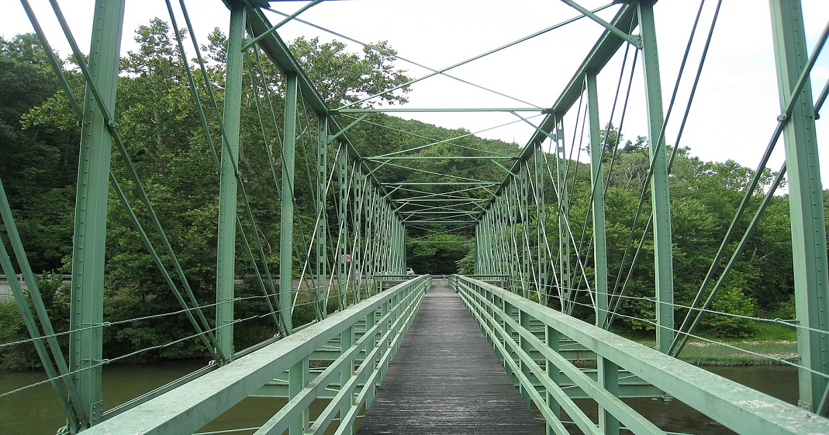 Crossing This 150-Year-Old Bridge In West Virginia Is Like Walking ...