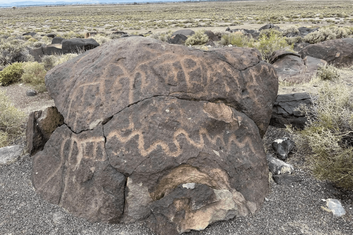 Best Hikes in Nevada: Grimes Point Near Fallon