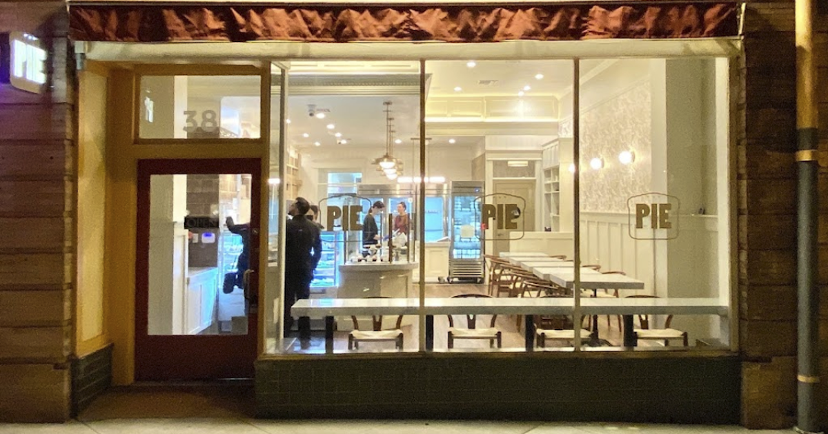 Enjoy Heavenly Desserts At I Like Pie In Pasadena, CA