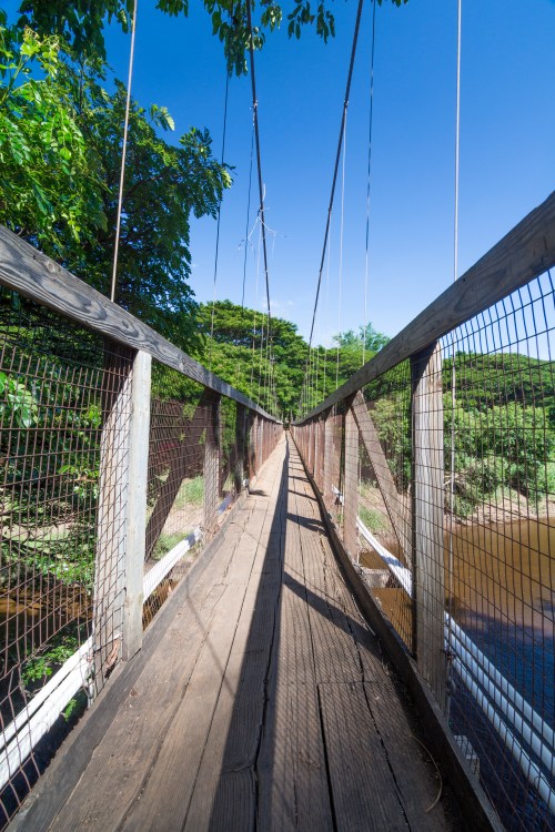 Waimea Swinging Bridge in Hawaii: 100 Year Old Bridge