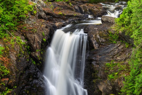 Best Waterfalls in Maine: 13 Local Favorites & Hidden Gems