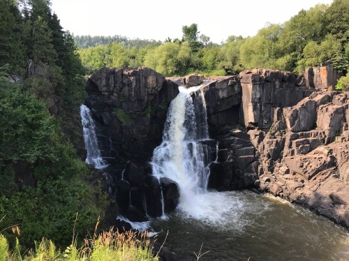 Best Waterfalls in Minnesota: 13 Local Favorites & Hidden Gems